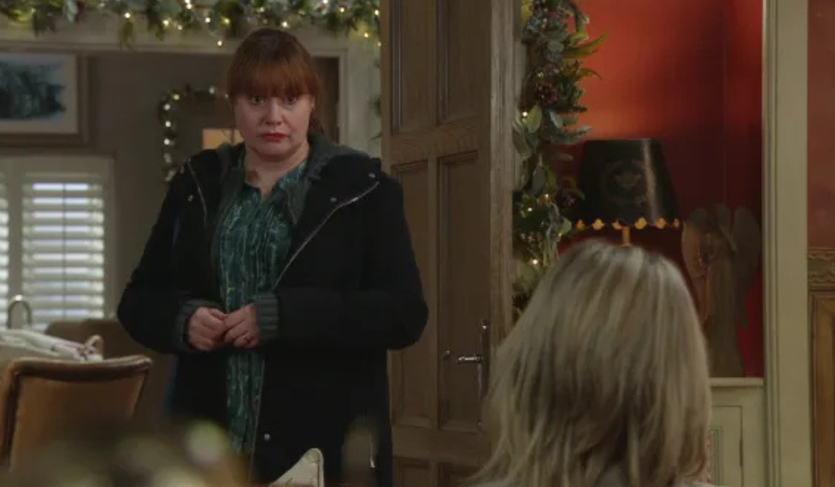 Emmerdale: Kim Makes A Shocking Offer To Lydia!