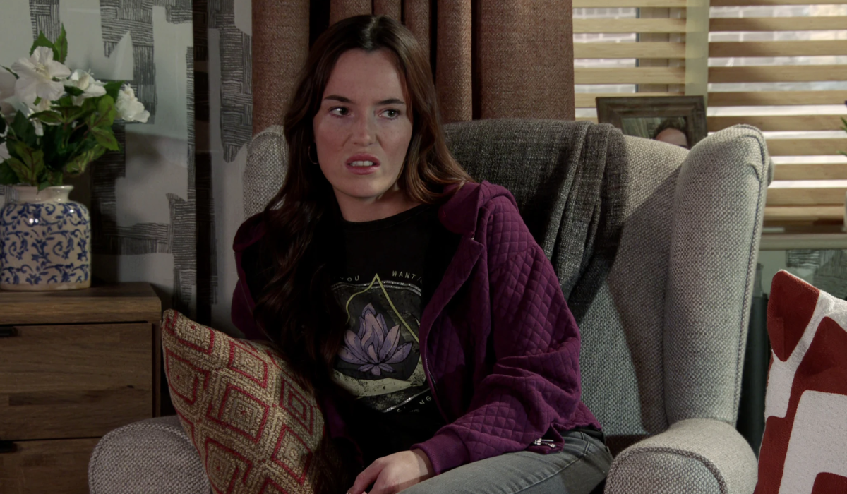 SISTER WAR? Jodie’s Return Puts Shona in Danger in Coronation Street ...